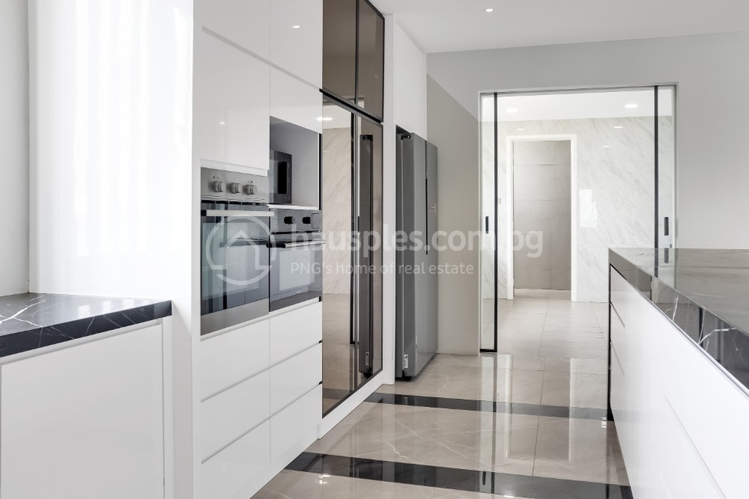 Ultra modern Pandora Ridge Apartments with sea views for rent ใน Town ...