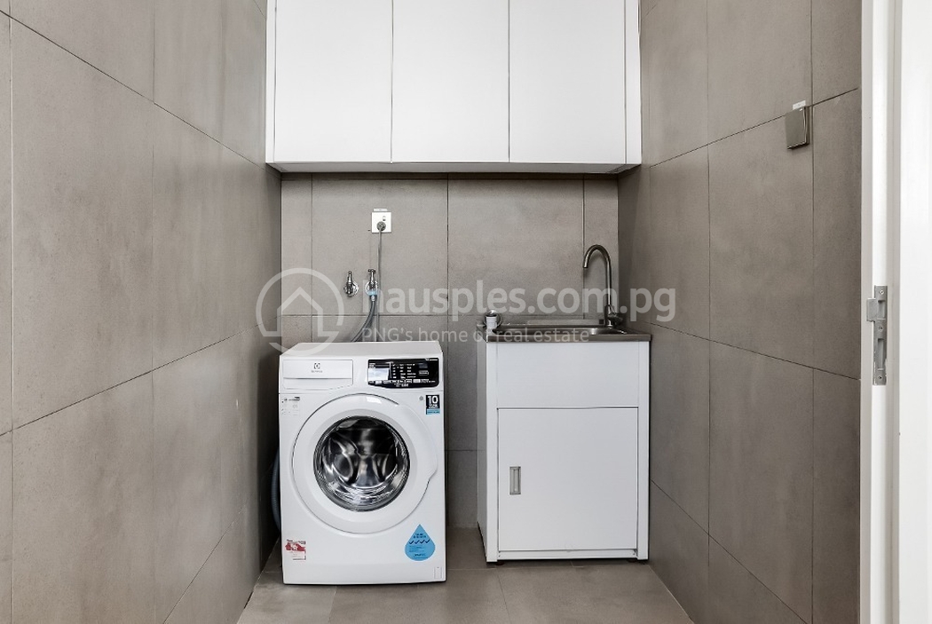 Ultra modern Pandora Ridge Apartments with sea views for rent ใน Town ...